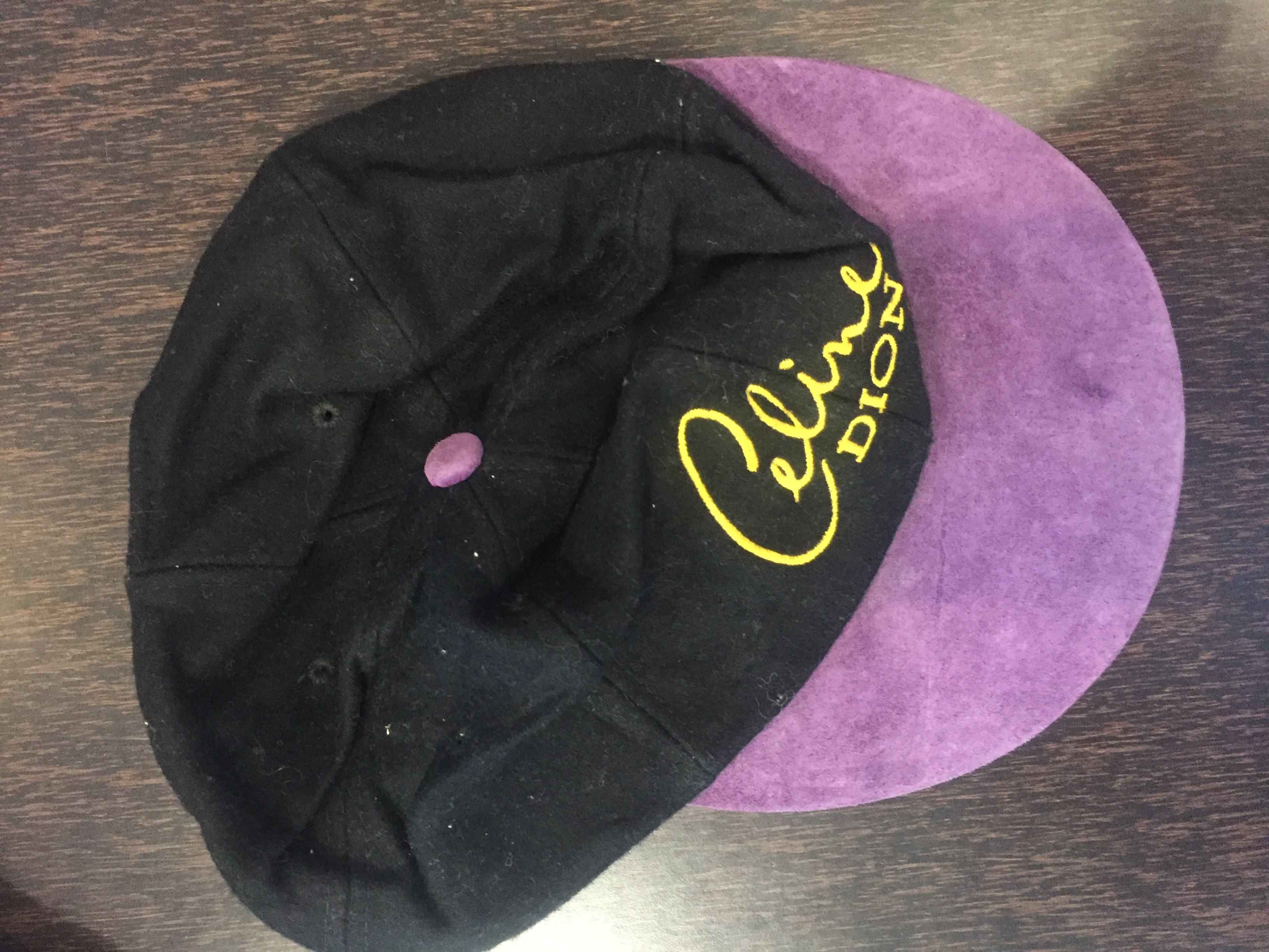 Celine Dion, hat